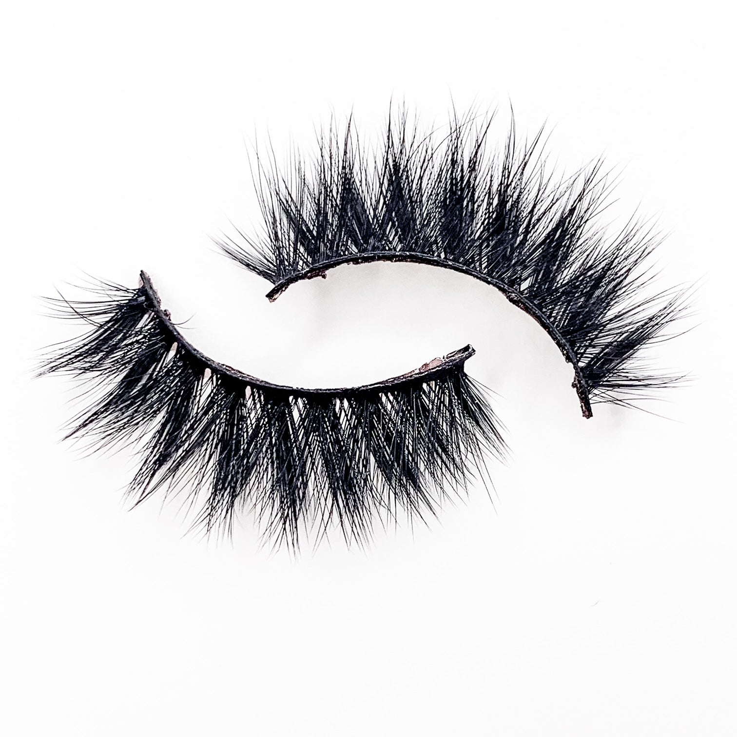 Phoebe – Soft 3D Mink Lash Strip with Balanced Volume & Natural Glam ...